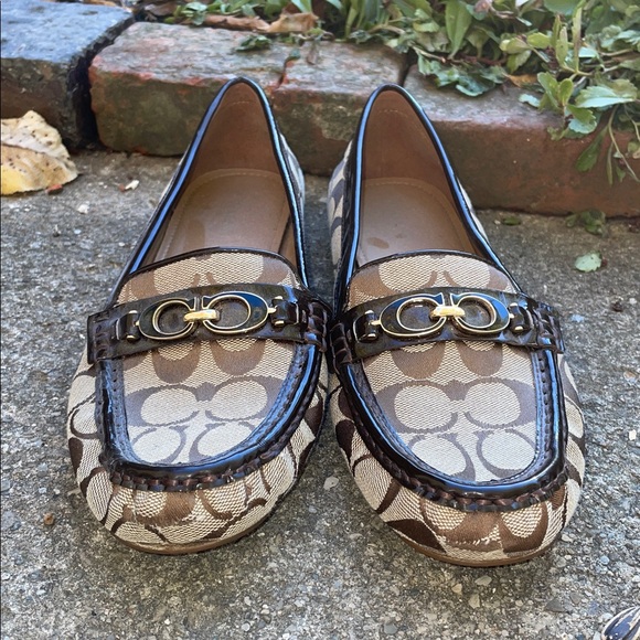 Coach | Shoes | Coach Tan And Brown Leather Loafers With Chain Detail ...